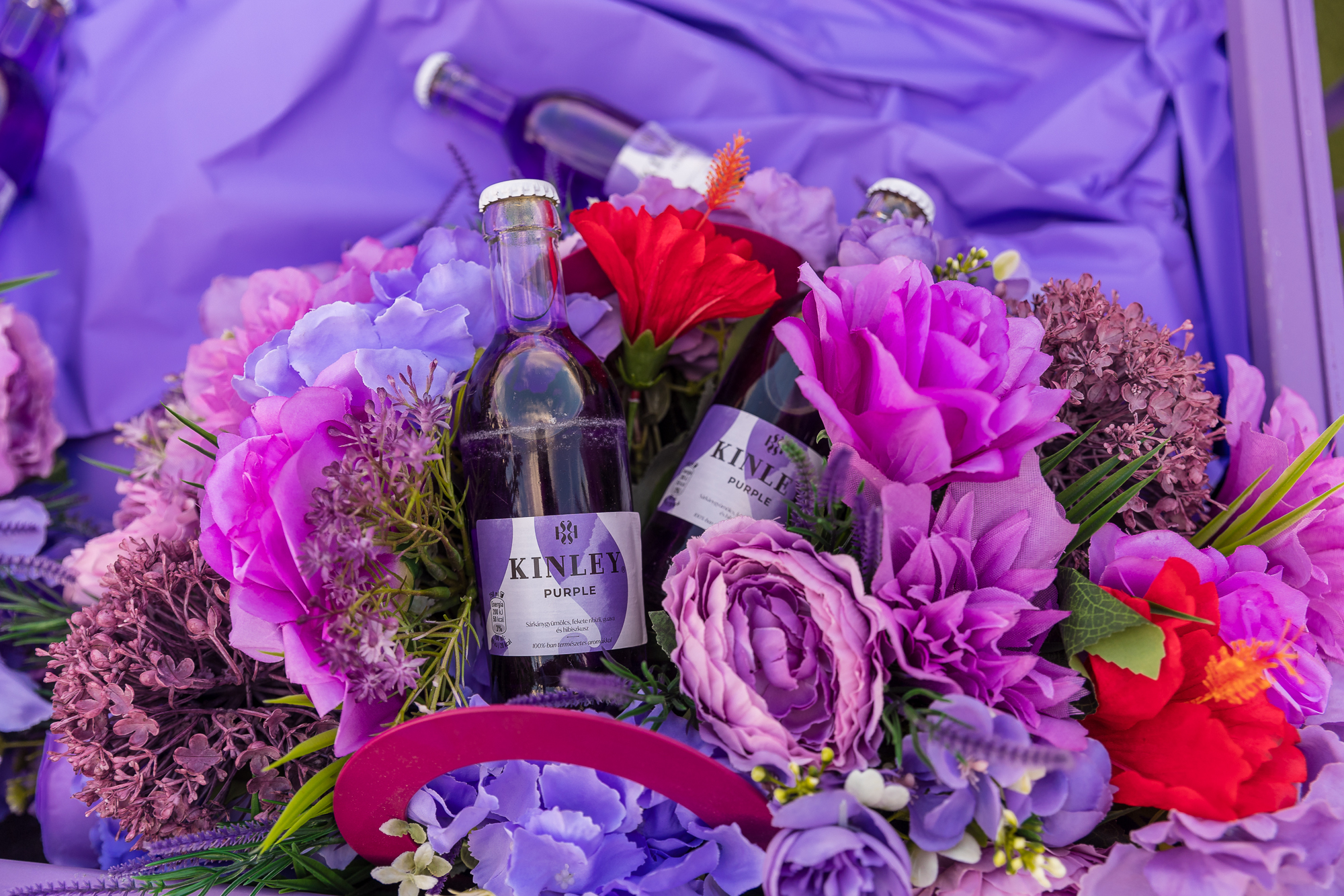 EXOTIKUS ÚJDONSÁGGAL ÉS BARISTA VERSENNYEL HÓDÍT A KINLEY PURPLE Itt a Kinley új, trópusi ...